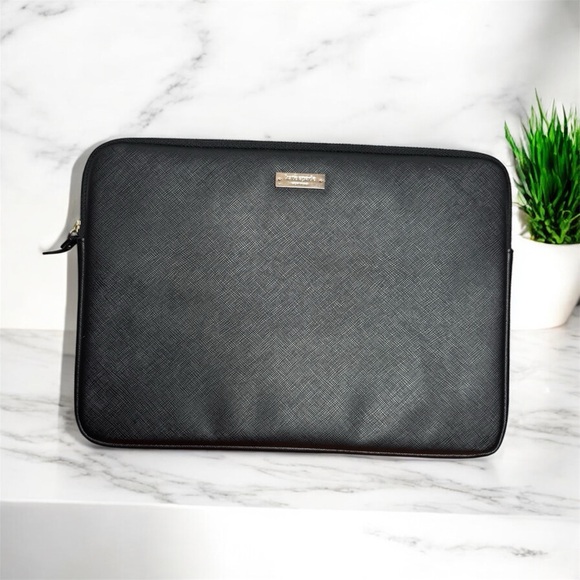 kate spade | Bags | Like New Kate Spade Black Laptop Sleeve With Pink ...